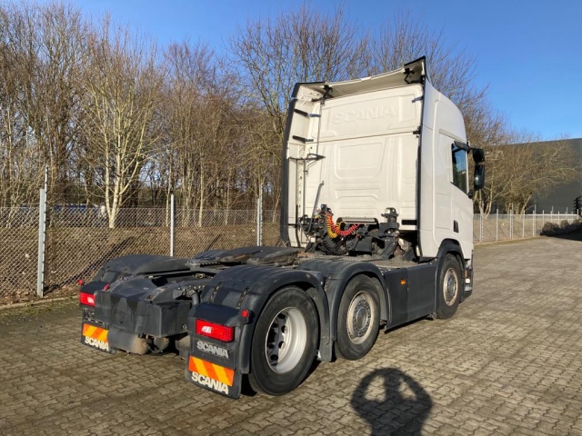 Scania R 520 A6x2/4NB